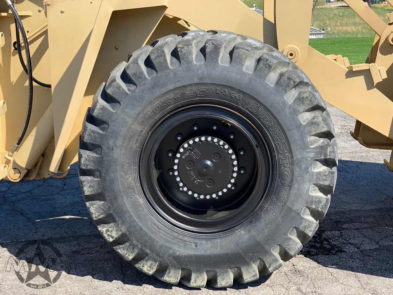 1985 W24C Case Military Wheel Loader 2.5 Yard Capacity
