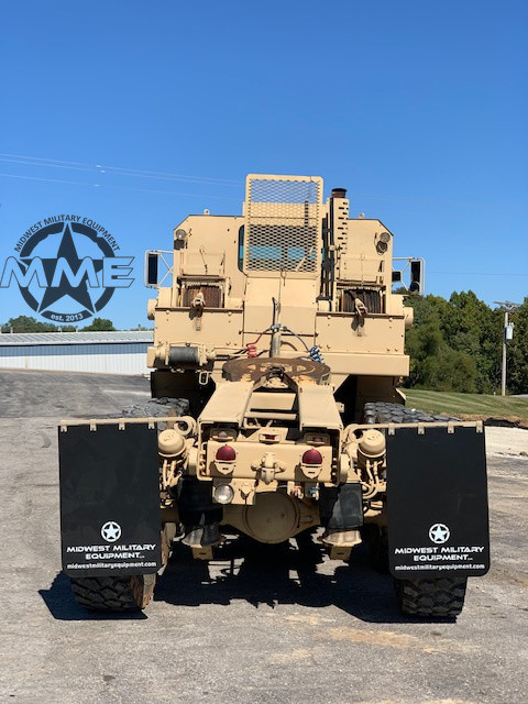 1994 Oshkosh M1070 8x8 HET Military Heavy Haul Semi Tractor Truck ...