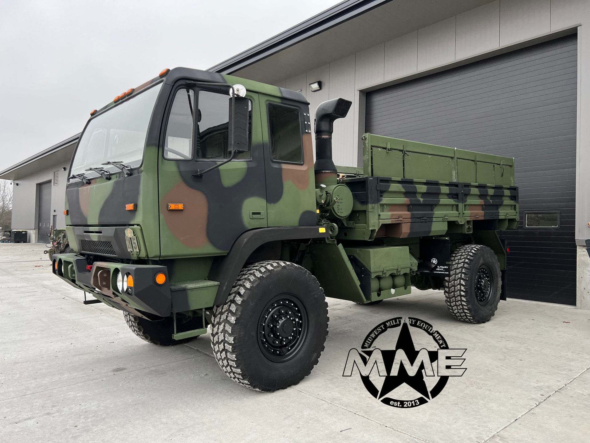 2004 Stewart & Stevenson M1078A1 LMTV 2 1/2 Ton Military Cargo W/ High ...