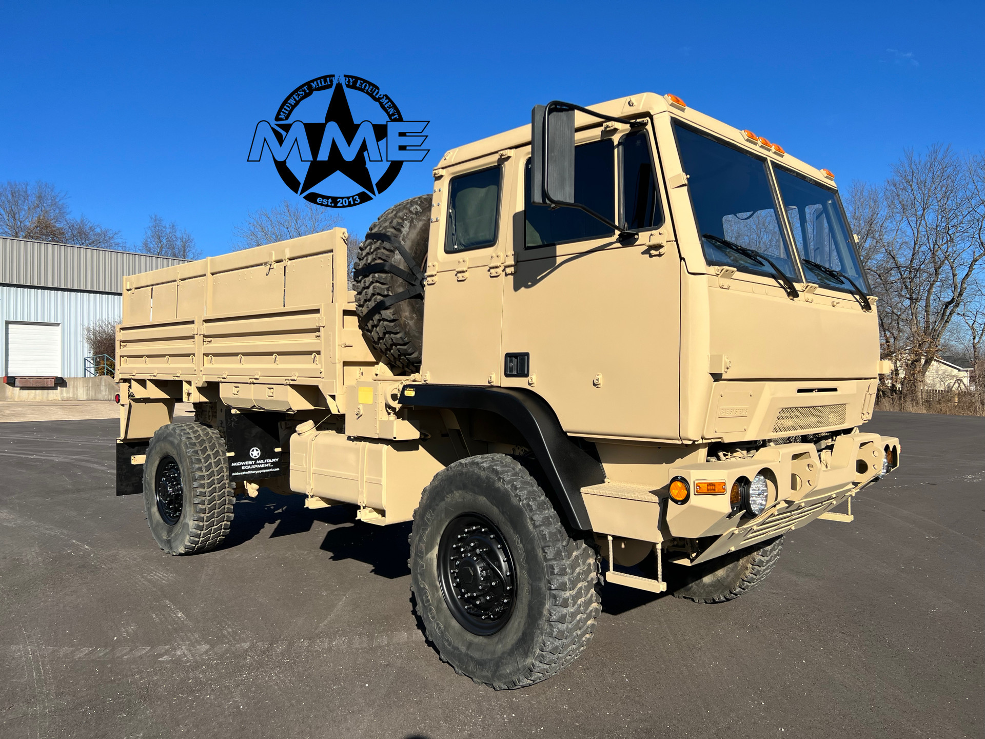 2009 BAE Systems M1081A1R LMTV 4X4 Cargo Truck W/ Air Conditioning