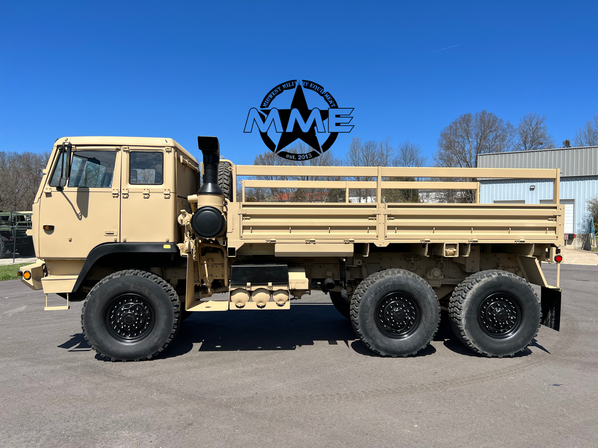 2009 BAE Systems M1093A1 MTV 6x6 5 Ton Cargo Truck W / Air Conditioning ...