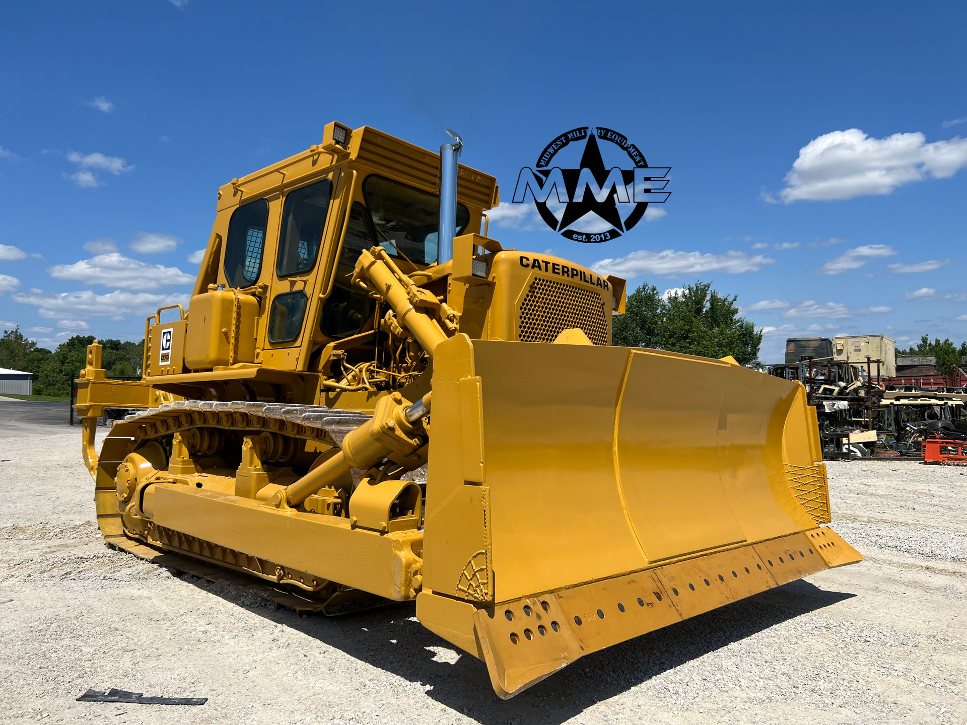Caterpillar D7G Dozer with Cab and Ripper EX Military Machine