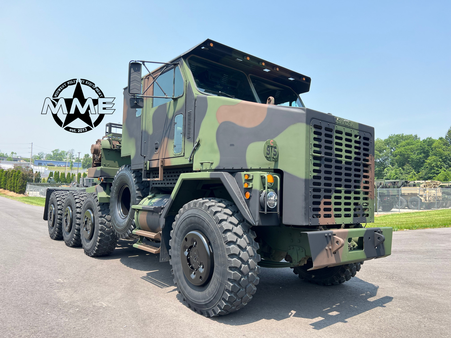 1994 Oshkosh M1070 HET 8x8 Military Heavy Haul Semi Tractor Truck