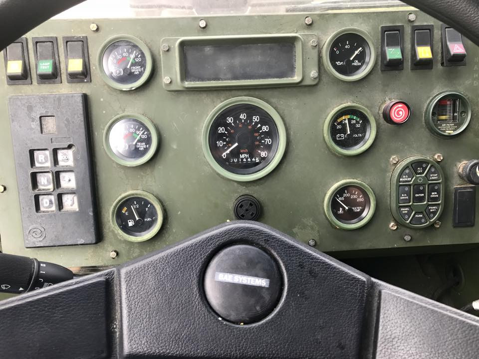 1997 BAE 2 1/2 Ton M1078 MILITARY 4x4 LMTV FMTV TRUCK EMP UNIMOG m998 ...