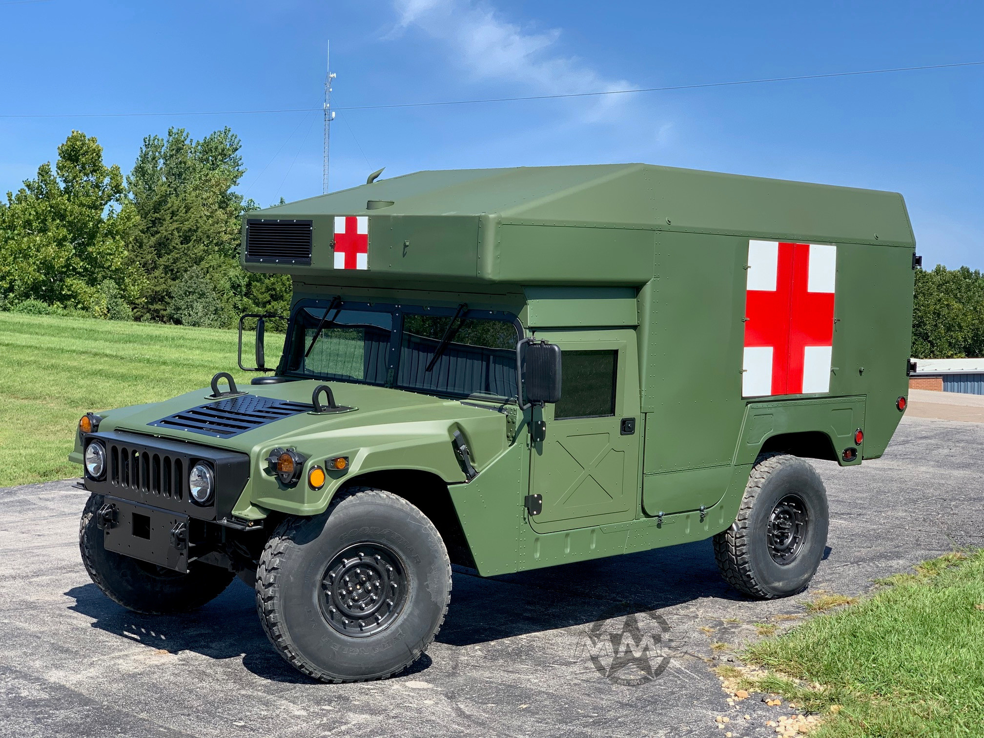 Am General M997 Ambulance Humvee / HMMWV