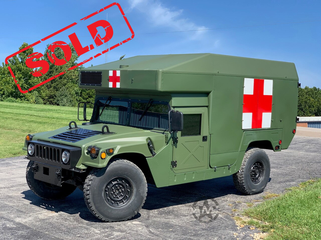 Am General M997 Ambulance Humvee / HMMWV - Midwest Military Equipment