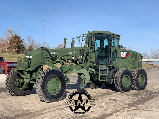 2011 Cat 120M Motor Grader ( 33 Original Hours!!)