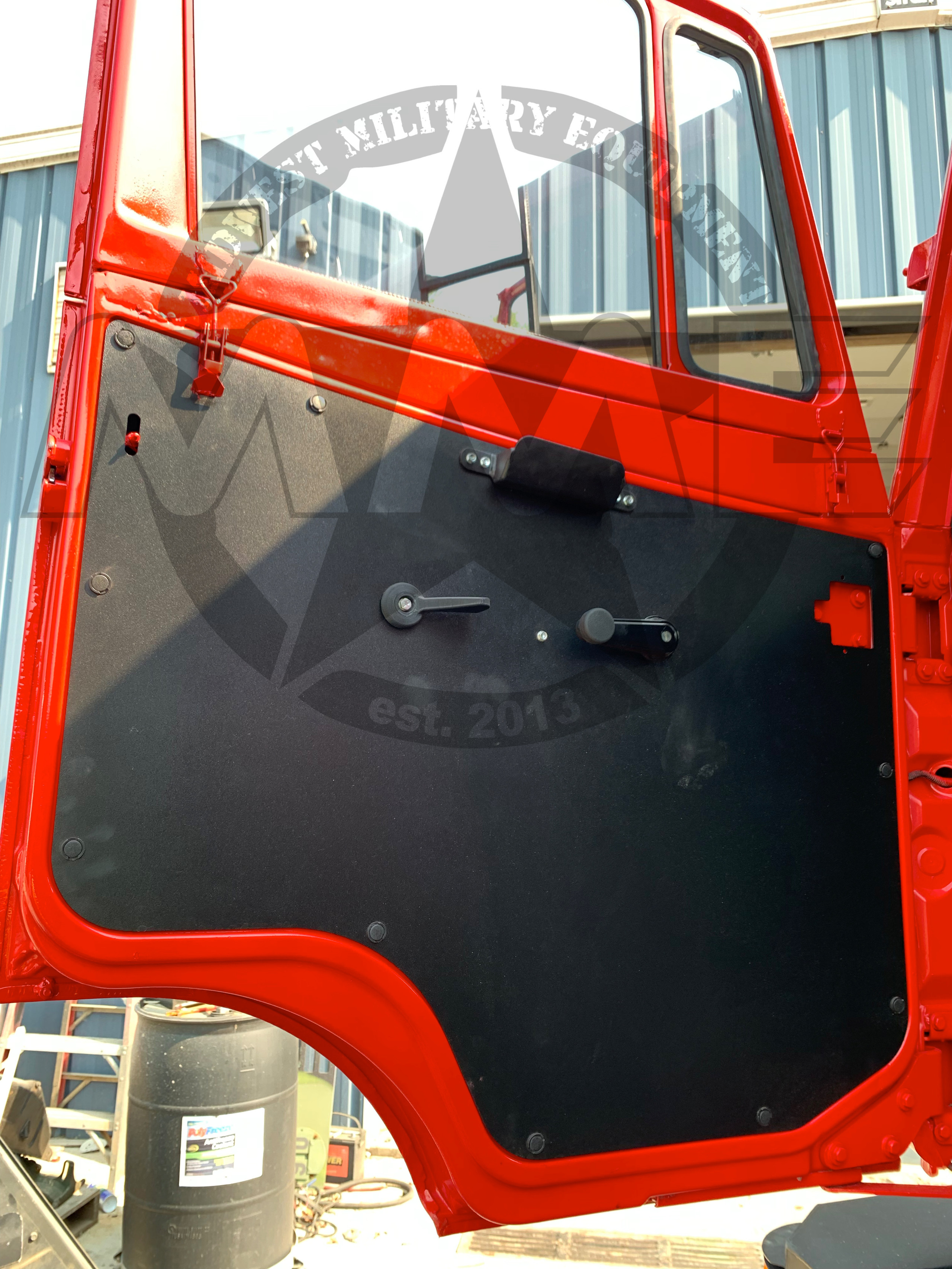 Cab Lift Cylinder Assembly For LMTV & MTV - Midwest Military Equipment