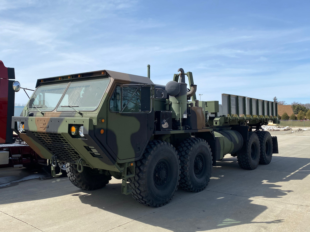 2006 Oshkosh M1120A2 HEMTT 8X8 Truck With LHS Hook Lift System W/AC