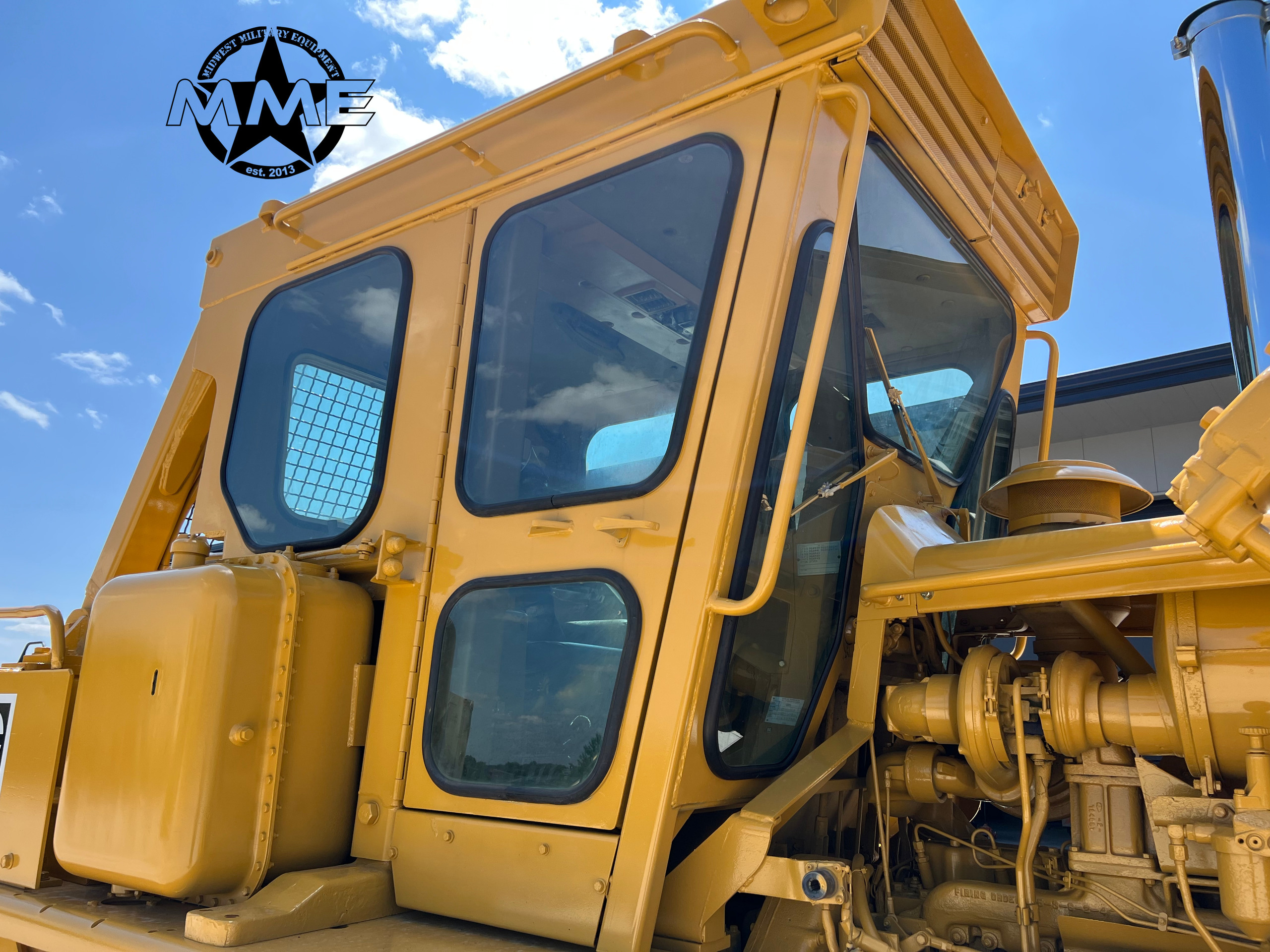 Caterpillar D7G Dozer with Cab and Ripper EX Military Machine