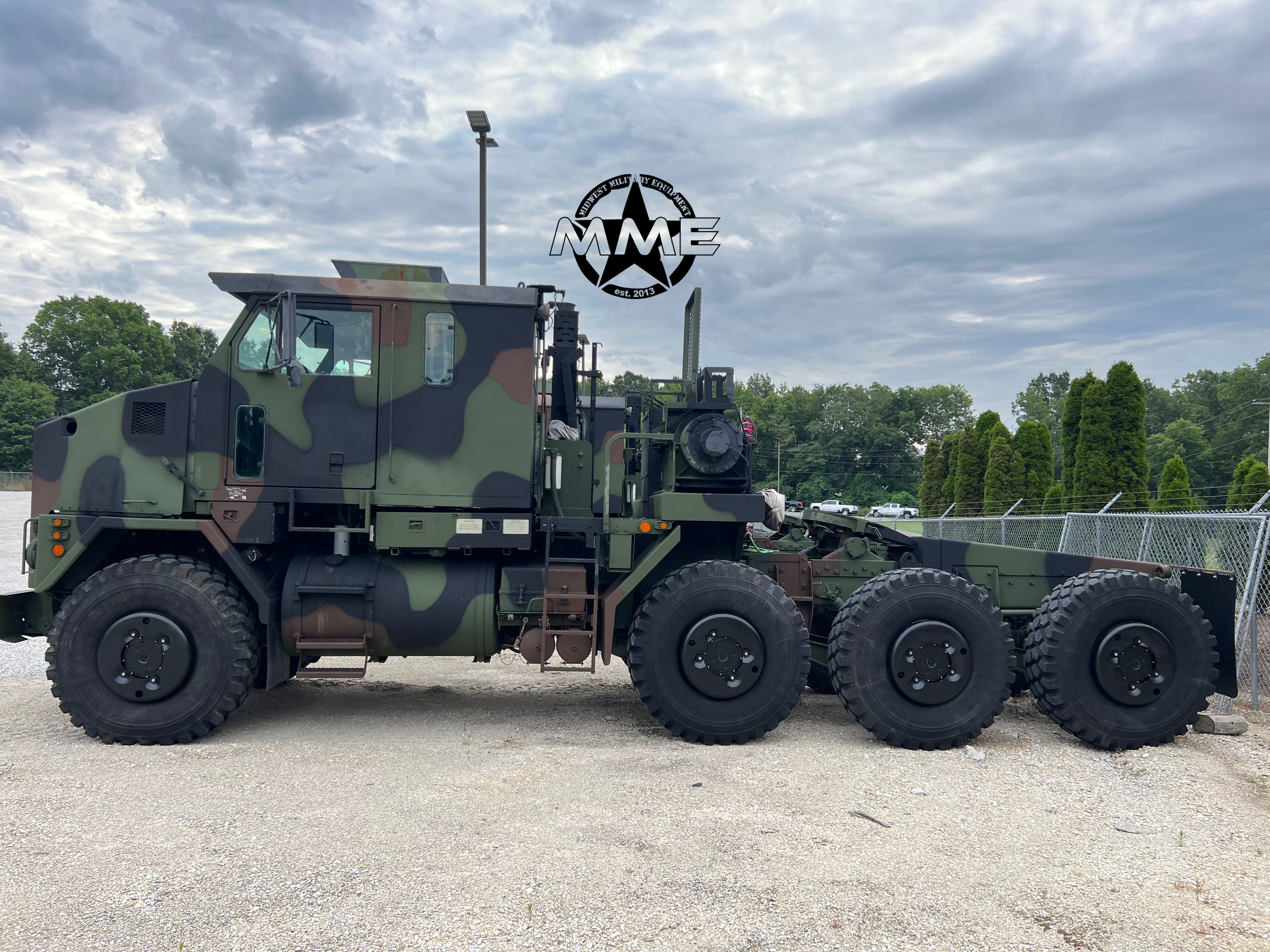 1993 Oshkosh M1070 8x8 HET Military Heavy Haul Truck Tractor Overhauled ...