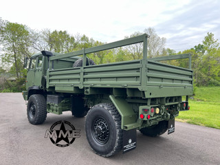1997 Stewart & Stevenson M1081 4X4 2 1/2 Ton Cargo Truck