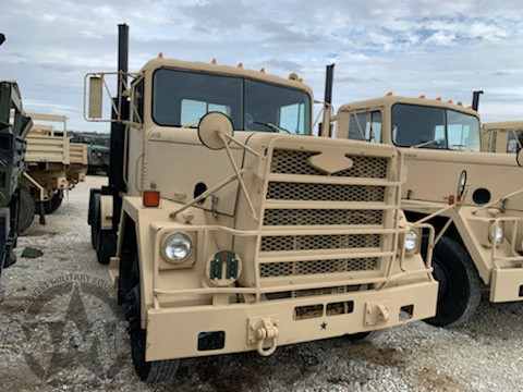 1984 AM GENERAL M915A1 SEMI TRACTOR TRUCK 6X4. - Midwest Military Equipment