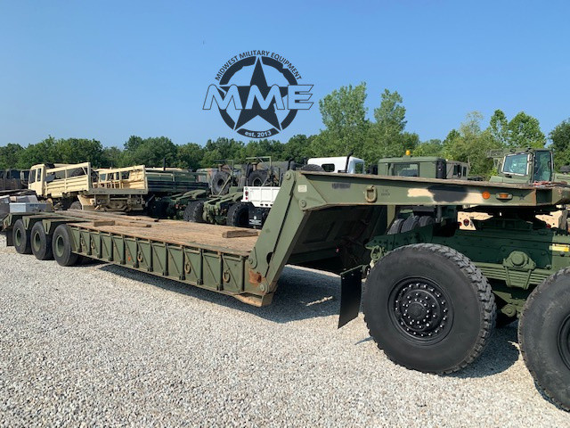 1995 Oshkosh M1074 10x10 PLS With Material Handling Crane - Midwest ...