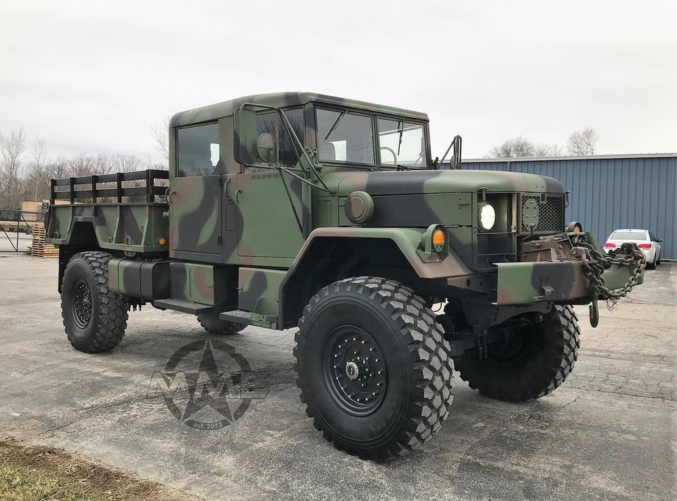 M35a2 Deuce & Half 4 Door 4X4 Military Truck
