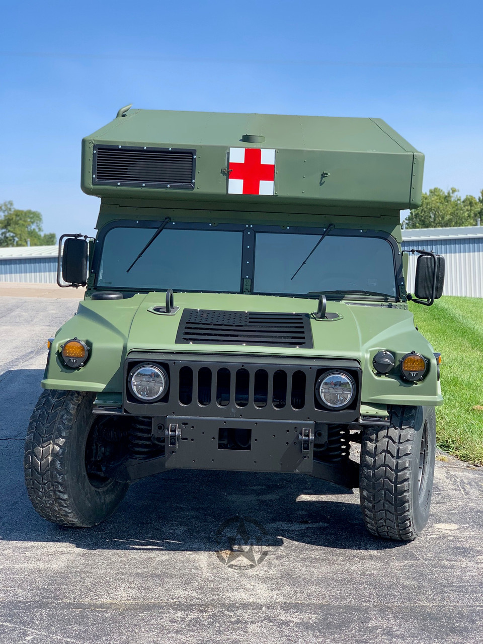Am General M997 Ambulance Humvee / HMMWV