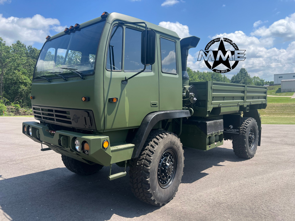 1995 Stewart & Stevenson LMTV M1078 2 1/2 Ton Cargo Truck