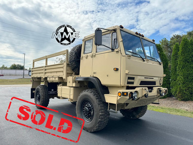 2009 BAE Systems M1081A1R LMTV 4X4 Cargo Truck W/ Air Conditioning
