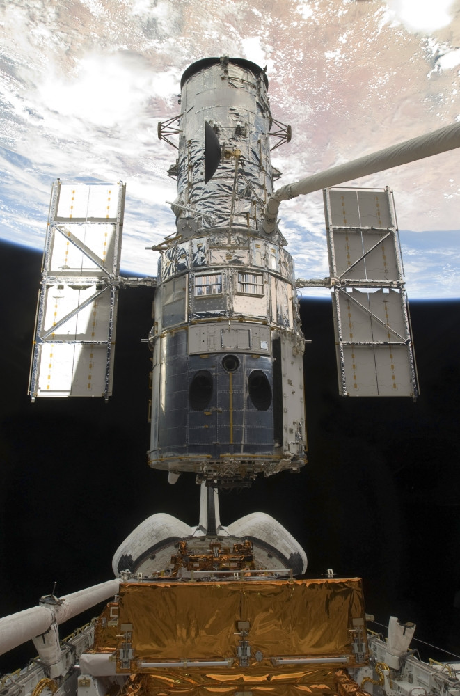 Hubble In The Shuttle