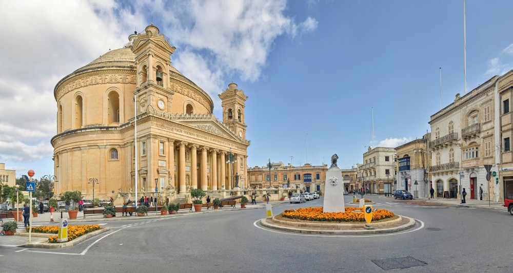 Church in a town, Rotunda of Santa Maria Assunta, Mosta, Malta Poster ...