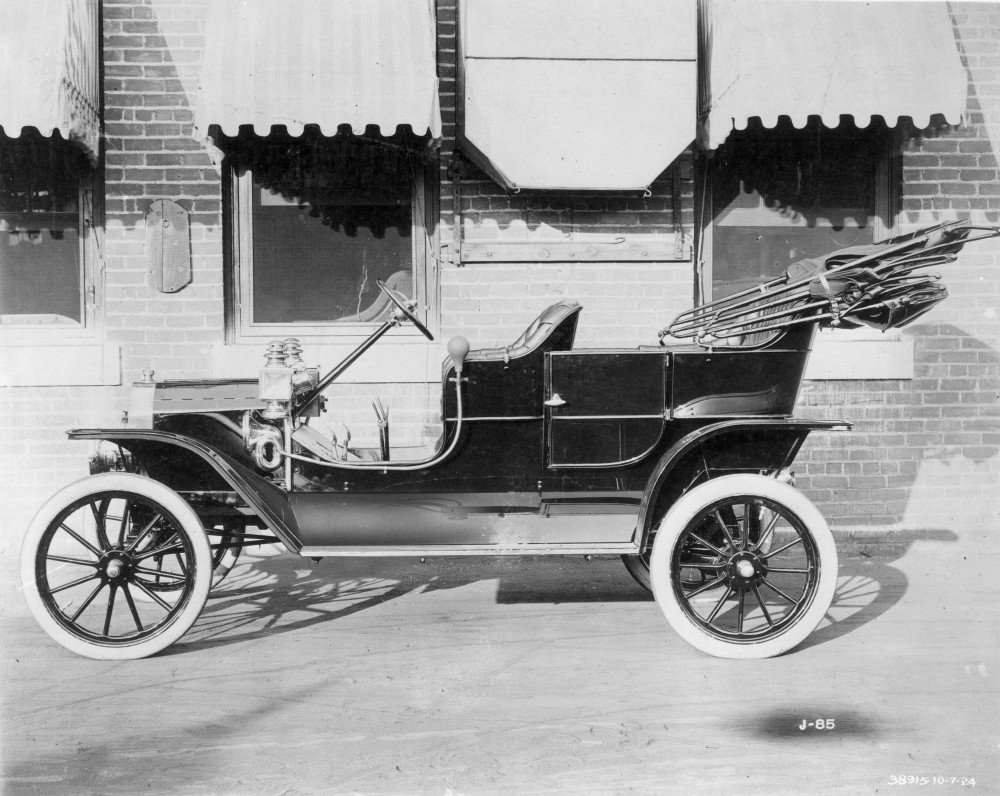 Model T Ford, 1908. Poster Print by Granger Collection - Item ...