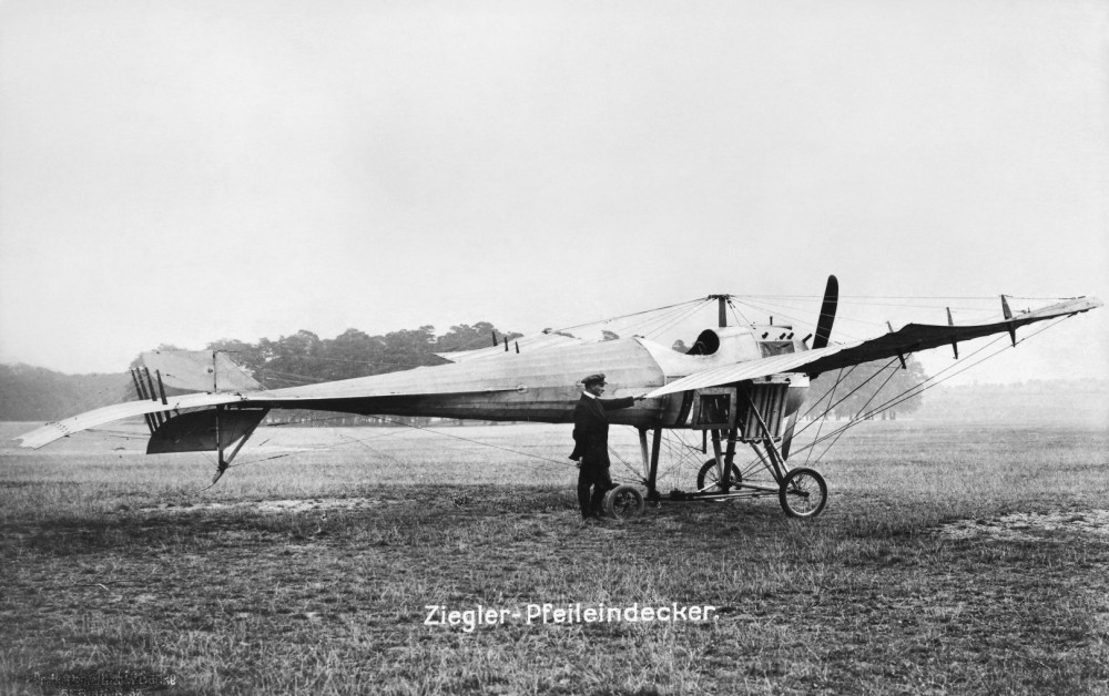 German Monoplane, 1910. /Nziegler-Pfeileindecker Monoplane, C1910 ...