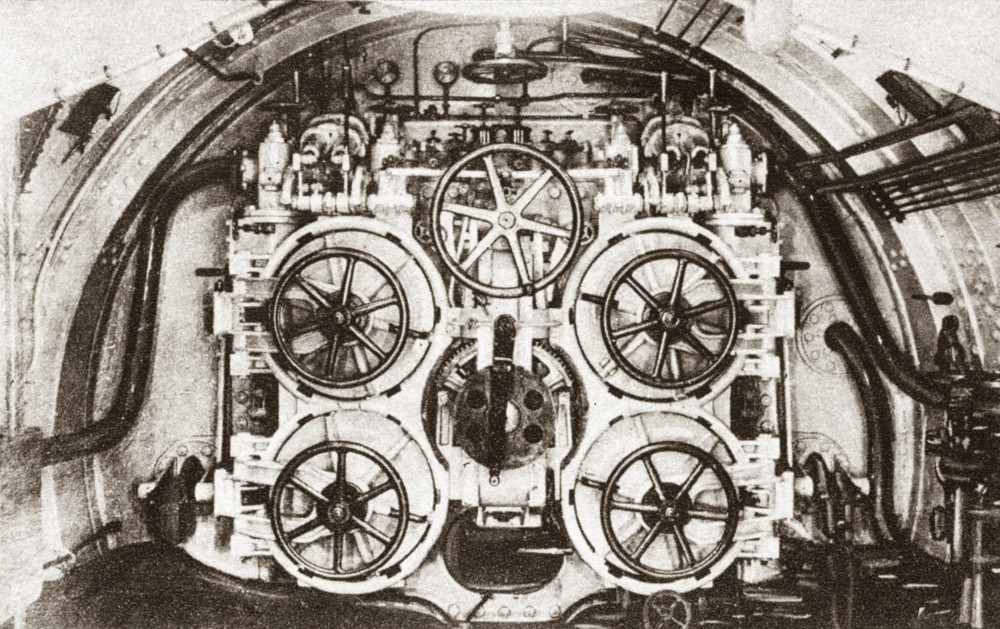 World War I: Submarine. /Ntorpedo Tubes Inside A Submarine During World ...