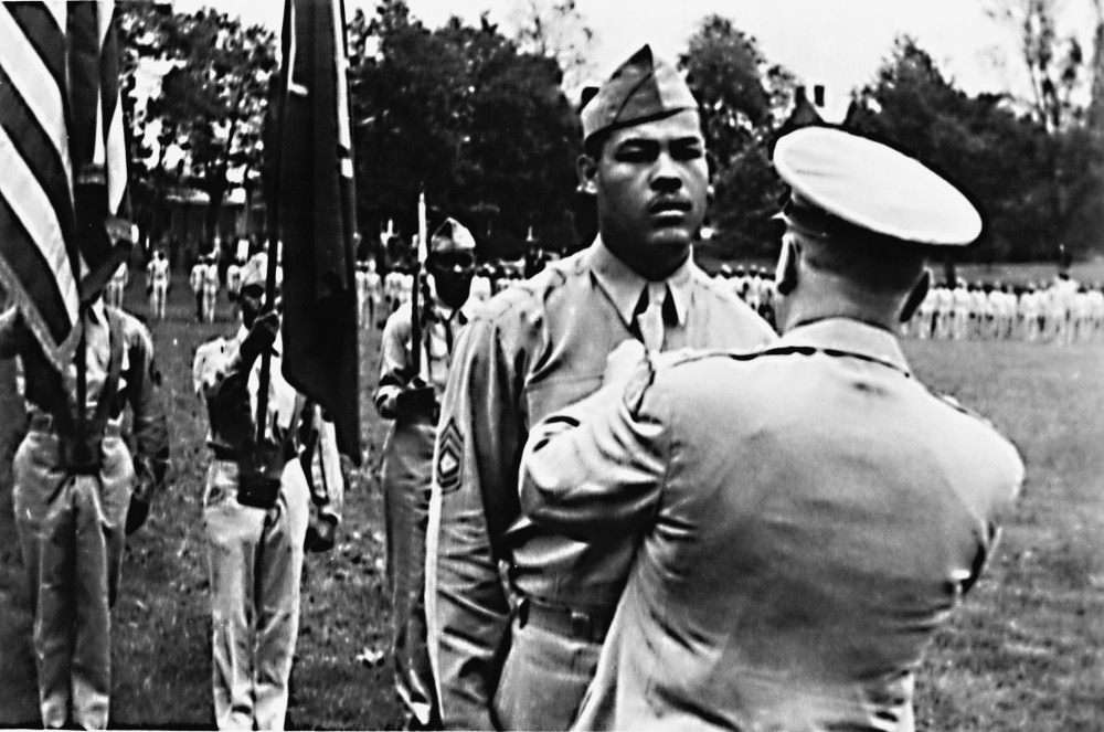 Joe Louis History - Item # VAREVCPBDJOLOEC010 - Posterazzi