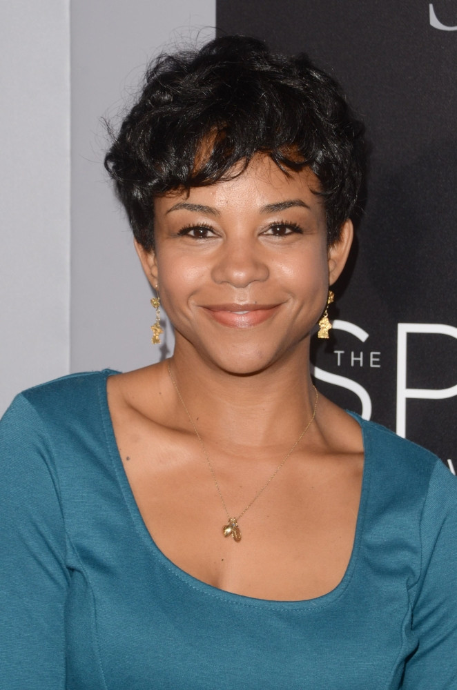 Aasha Davis At Arrivals For The Space Between Us Premiere, Arclight ...