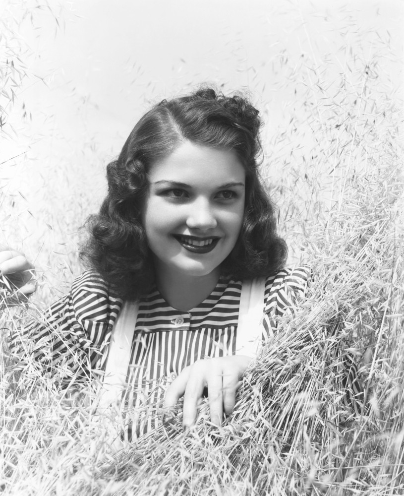 Anne Baxter Portrait - Item # VAREVCPBDANBAFE005 - Posterazzi