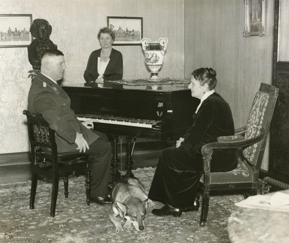 Ernst Roehm History - Item # VAREVCHISL040EC339 - Posterazzi