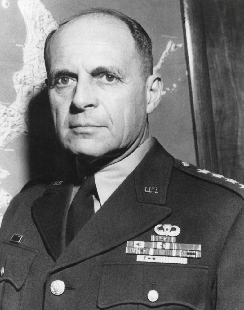 General Matthew Ridgeway History - Item # VAREVCHISL042EC881 - Posterazzi