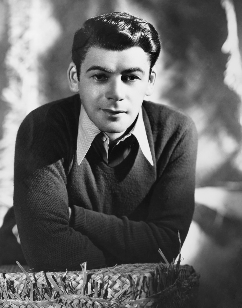 Paul Muni Portrait - Item # VAREVCPBDPAMUEC056 - Posterazzi
