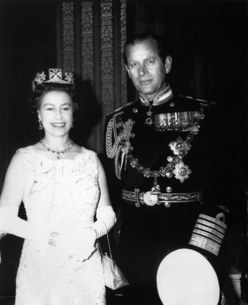 Queen Elizabeth Ii History - Item # VAREVCPBDQUELEC034 - Posterazzi