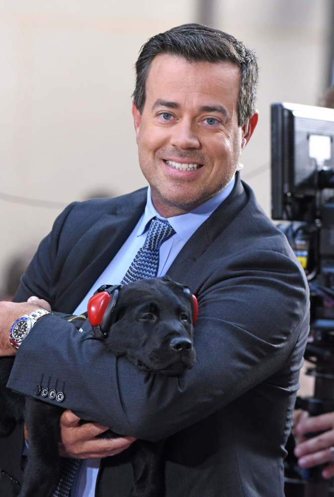 Carson Daly, Charlie, Today Show Service Dog In Training On Stage For ...