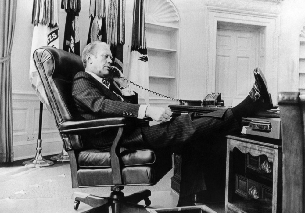 President Gerald Ford'S First Week In Office. Ford Talks On The ...