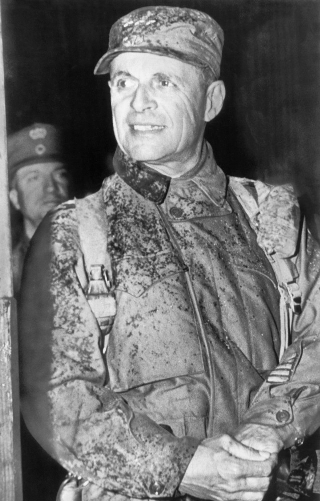Korean War. Us General Matthew Ridgway At Dedication Ceremonies Of The ...