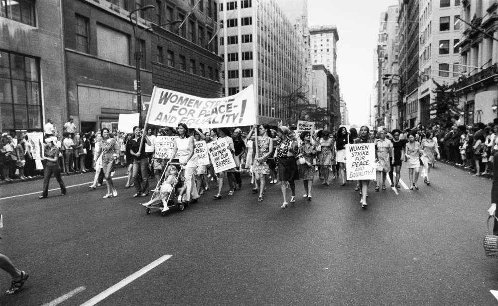 Women'S Rights, 1970. /Nwomen Marching Down New York'S Fifth Avenue, 26 ...