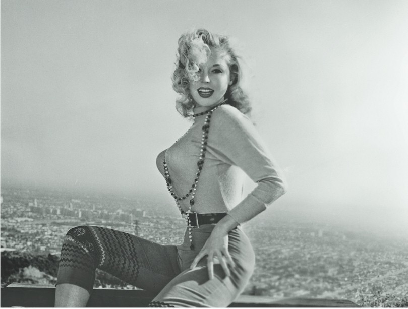 Betty Brosmer - Necklace Photo Print (10 x 8) - Item # DAP12766 ...