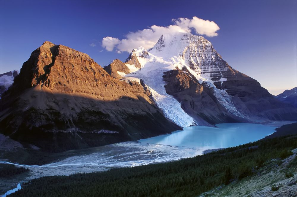 Mount Robson and Berg Lake Mount Robson Provincial Park British ...
