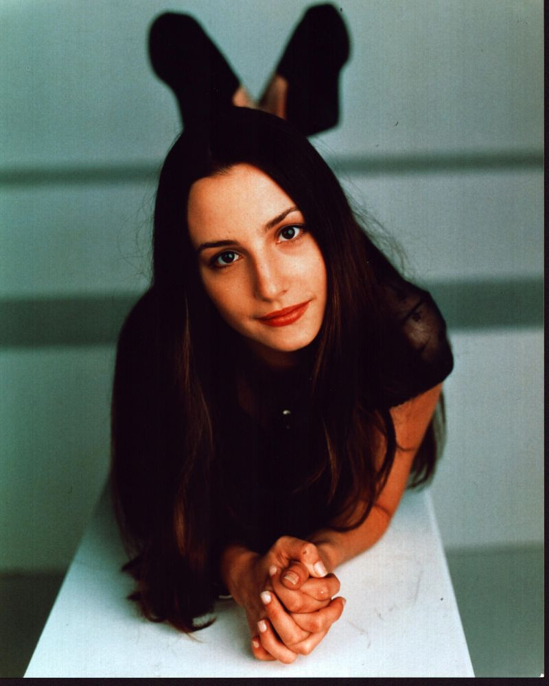 Heather Mccomb Laying On Board Photo Print (8 x 10) - Posterazzi