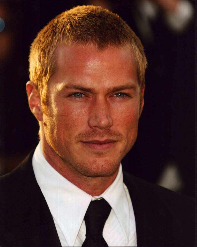 Jason Lewis Close Up In Black Suit And Tie Photo Print (8 x 10 ...