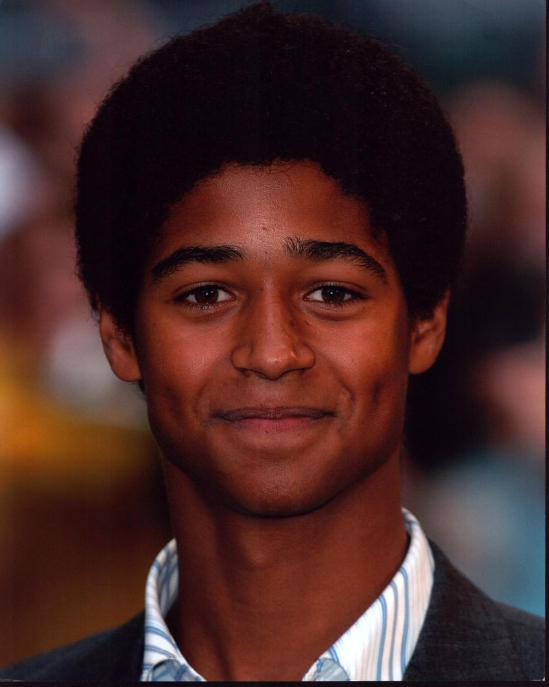 Alfred Enoch Close Up In Striped Shirt Photo Print (8 x 10) - Posterazzi