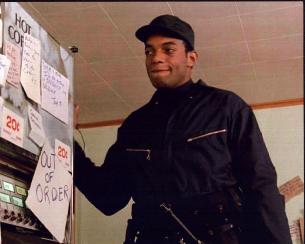 Ken Foree In Dawn Of The Dead Photo Print (8 x 10) - Posterazzi