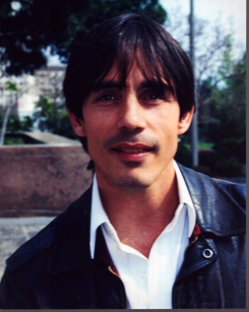 Jackson Browne In Black Leather Jacket Photo Print (8 x 10) - Posterazzi