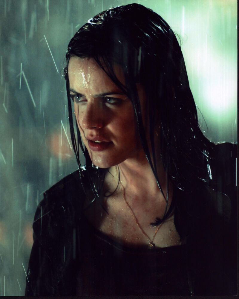 Michelle Ryan In The Rain For Bionic Woman Photo Print (8 x 10 ...