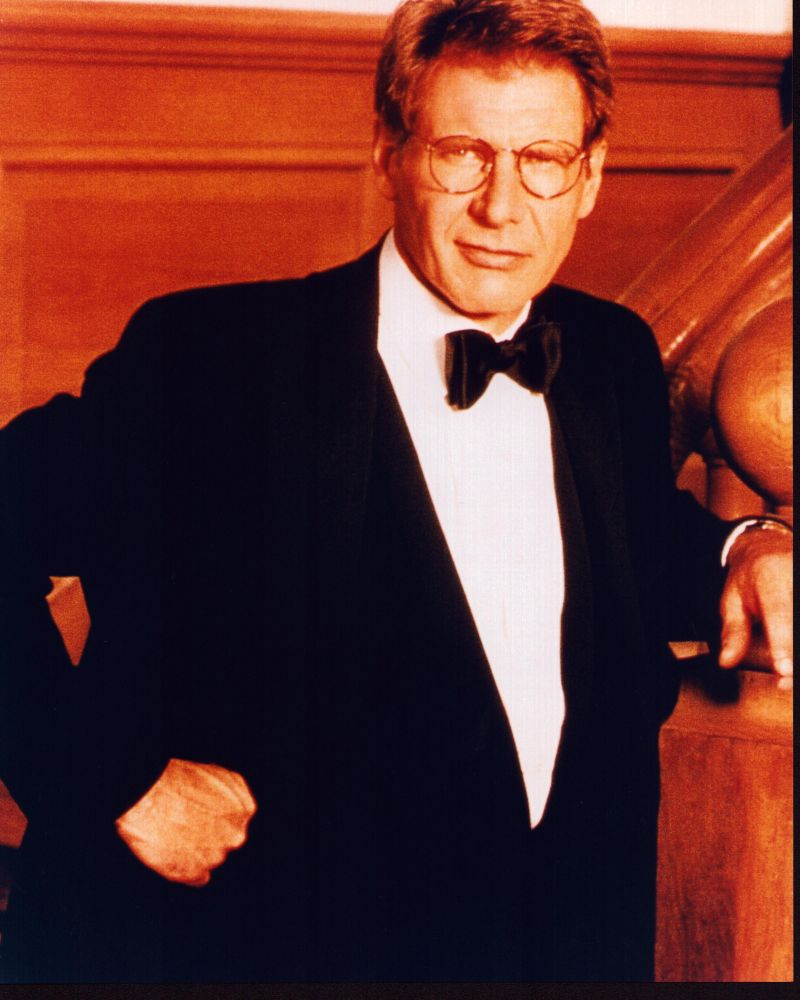 Harrison Ford In Bowtie In Sabrina Photo Print (8 x 10) - Posterazzi