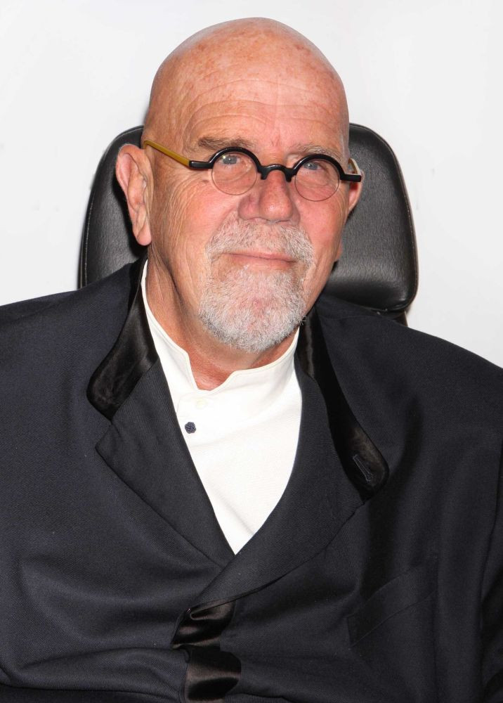 Artist Chuck Close 2009. Photo By John Barrett (Chuck Close11592 ...