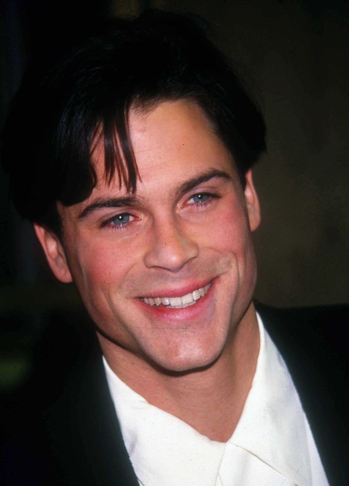 Rob Lowe 1991. Photo by Adam Scull (Rob Lowe3396) Poster - Posterazzi