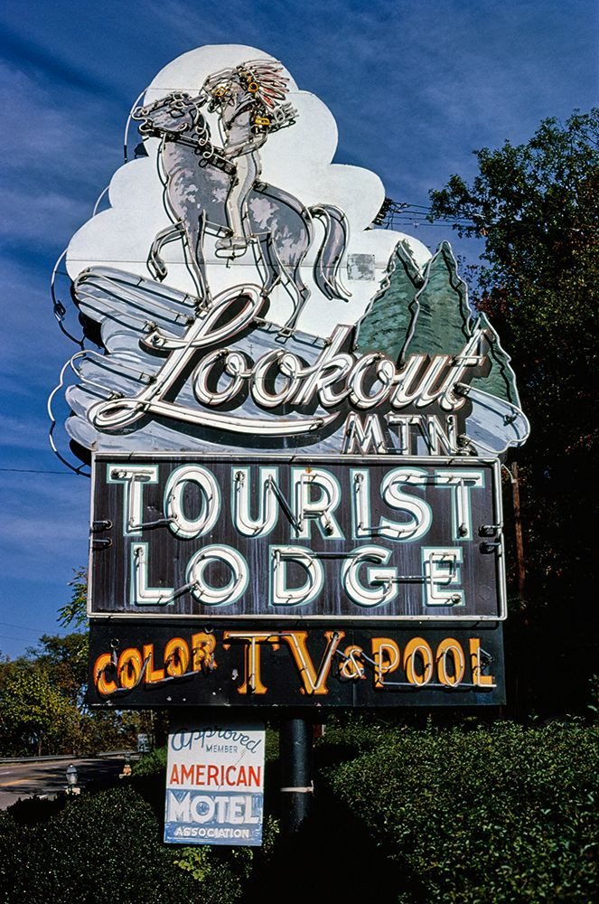 Lookout Mountain Tourist Lodge Sign 1980 Vertical Poster Print - Rachel ...